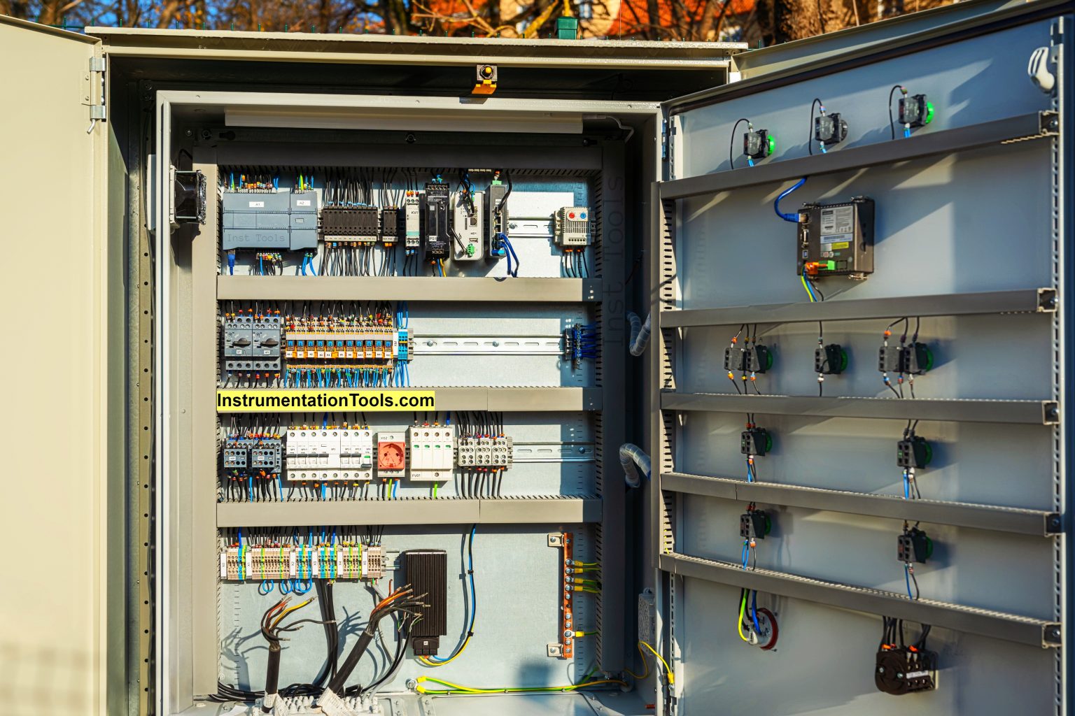 How to Choose the Right Industrial Automation Solution? How to Choose the Right Industrial Automation Solution?